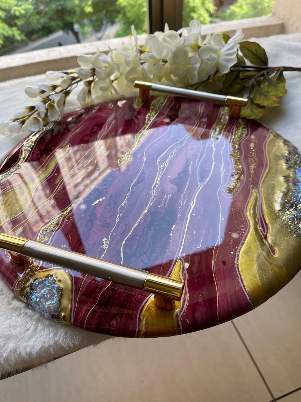 Royal gold’ Resin Platter/Tray on Solid Wood